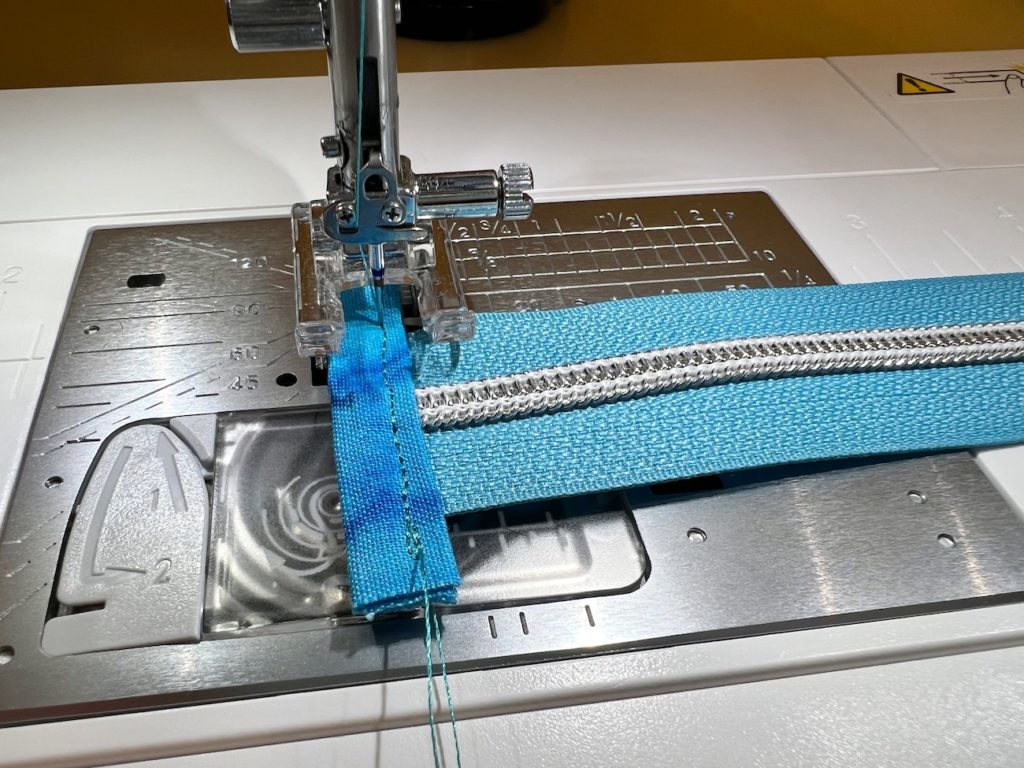 Zipper Pouch Tutorial and Free Pattern Part 2 - Rebecca Lang Design